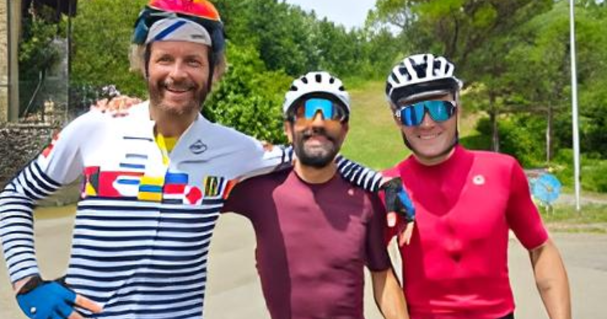 In viaggio con Jovanotti: l'osteopata di fiducia e il biciclettaio. Appunti di viaggio dei ...