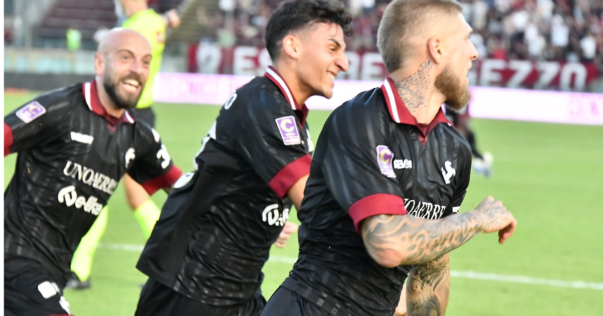 L'Arezzo batte anche la Vis Pesaro, terza vittoria su tre partite ...