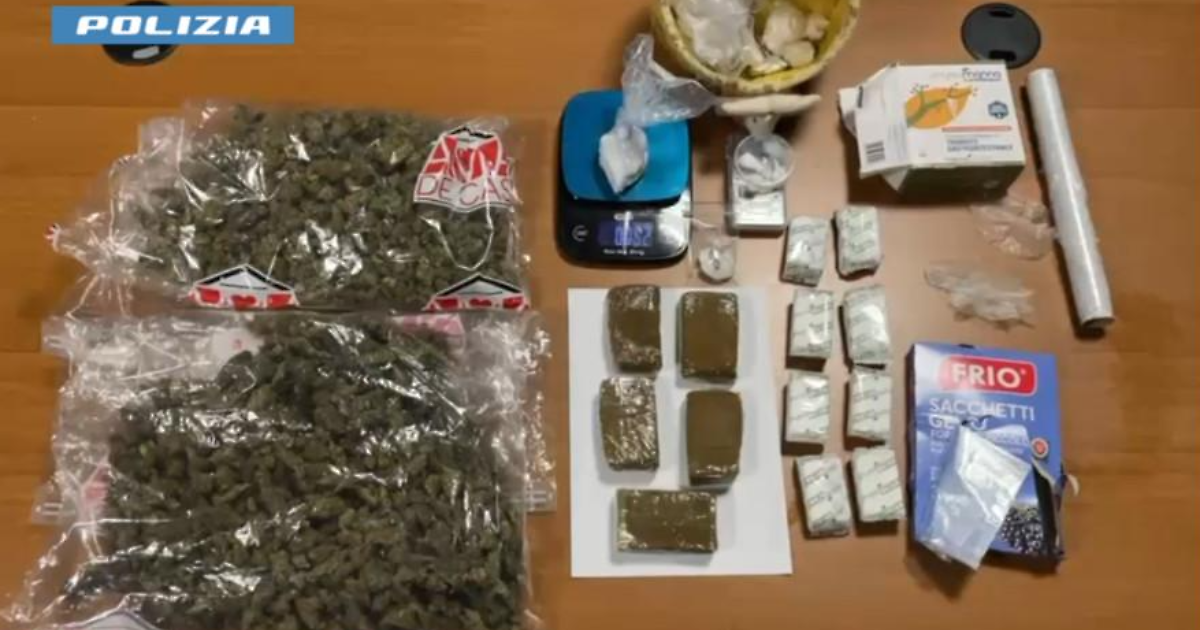 Droga in casa: la polizia trova un chilo di marijuana e 500 grammi di ...